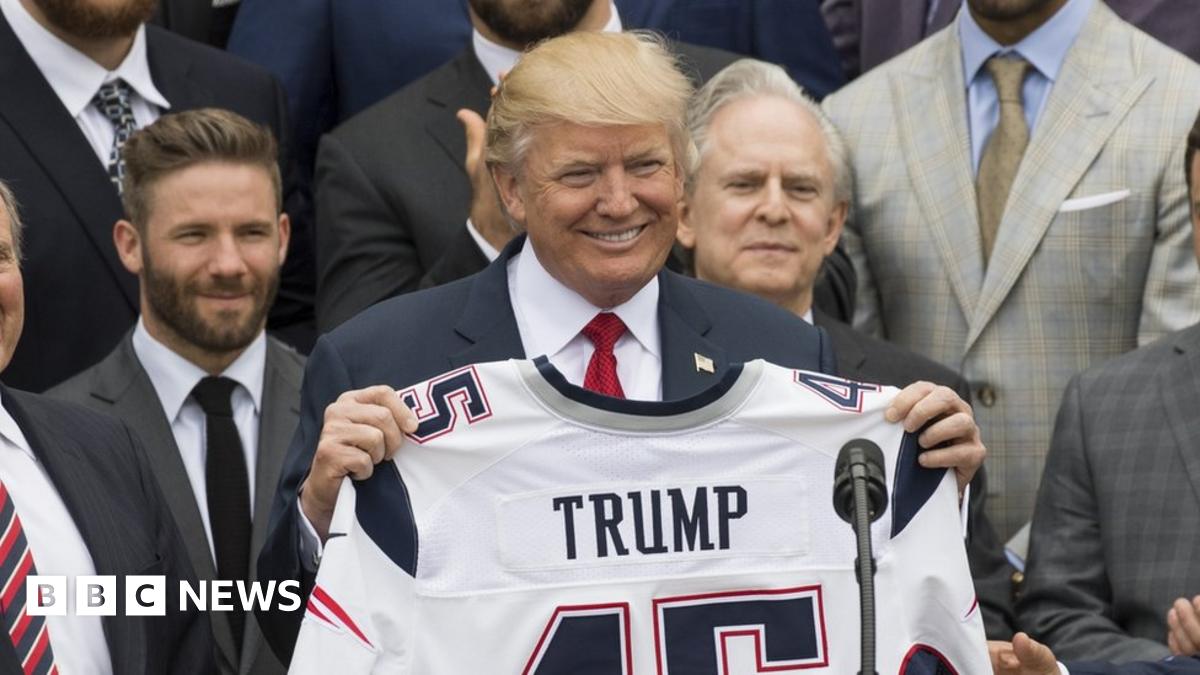 Trump NFL row: Sports stars round on US president - BBC News