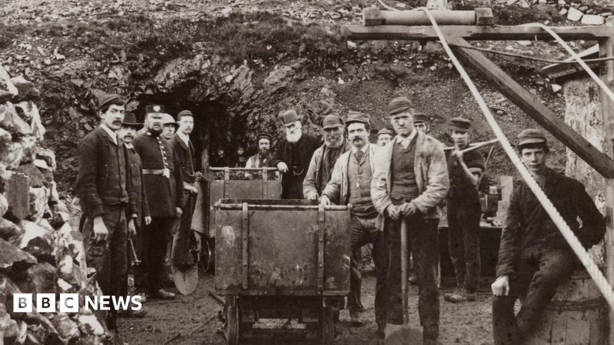 Are these north Wales hills sitting on a gold mine? - BBC News