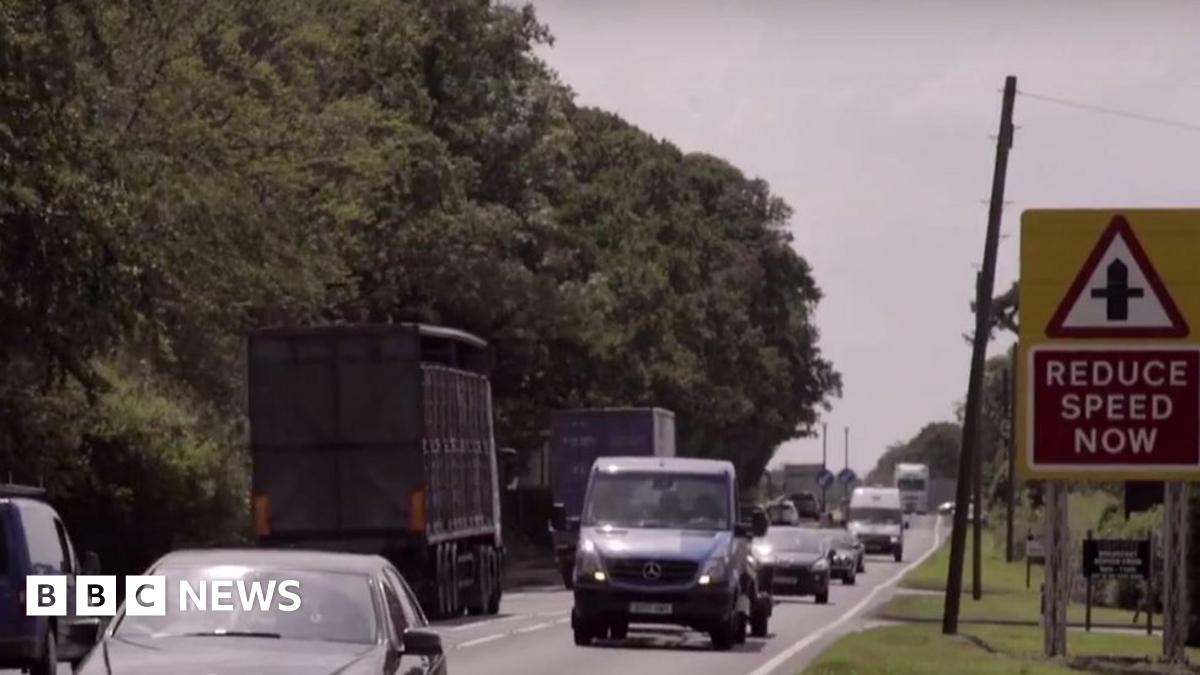 Group calls for 'notorious' A64 road improvements - BBC News