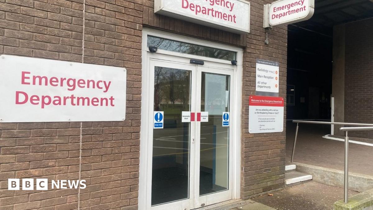 Warning sign for hospital’s emergency department - BBC News
