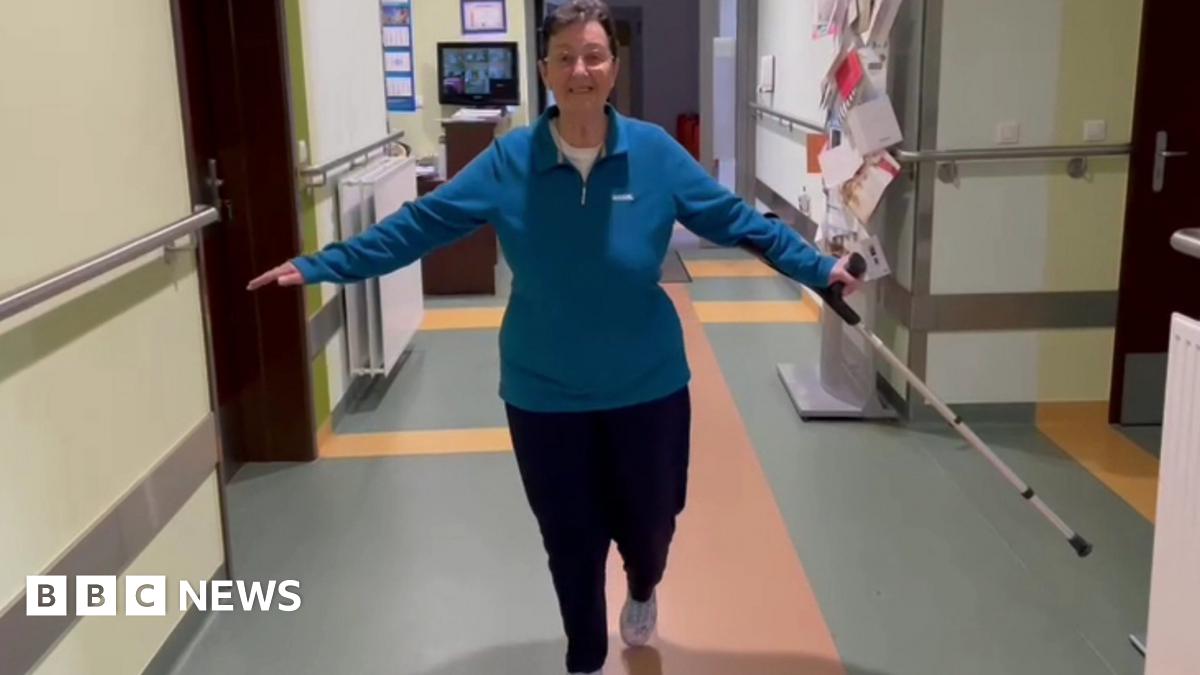 Donaghadee pensioner's anger at having to travel for knee surgery - BBC ...