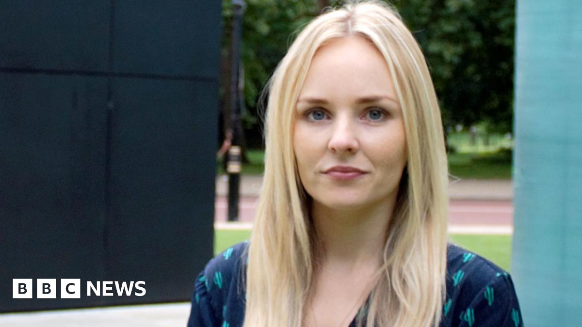 New Year Honours 2023: PC's widow Lissie Harper made MBE - BBC News