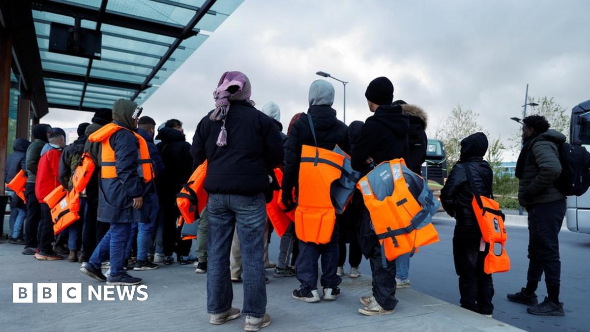 Migrants undeterred by deaths to continue Channel crossing attempts ...