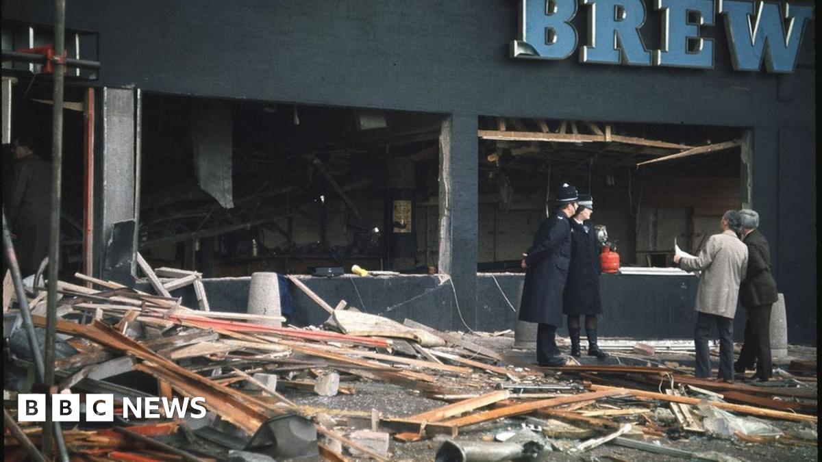 Birmingham pub bombings: Inquests to start next year - BBC News