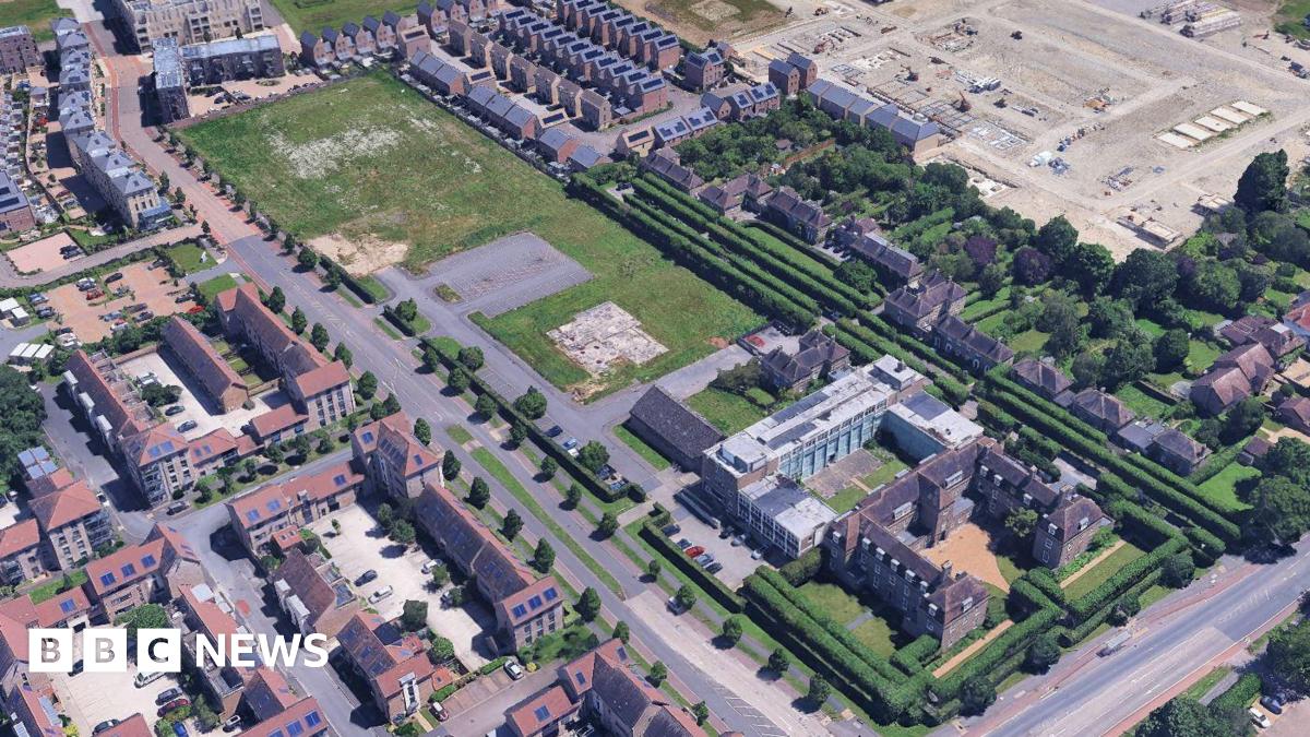 New Cambridge office and lab space plans approved - BBC News