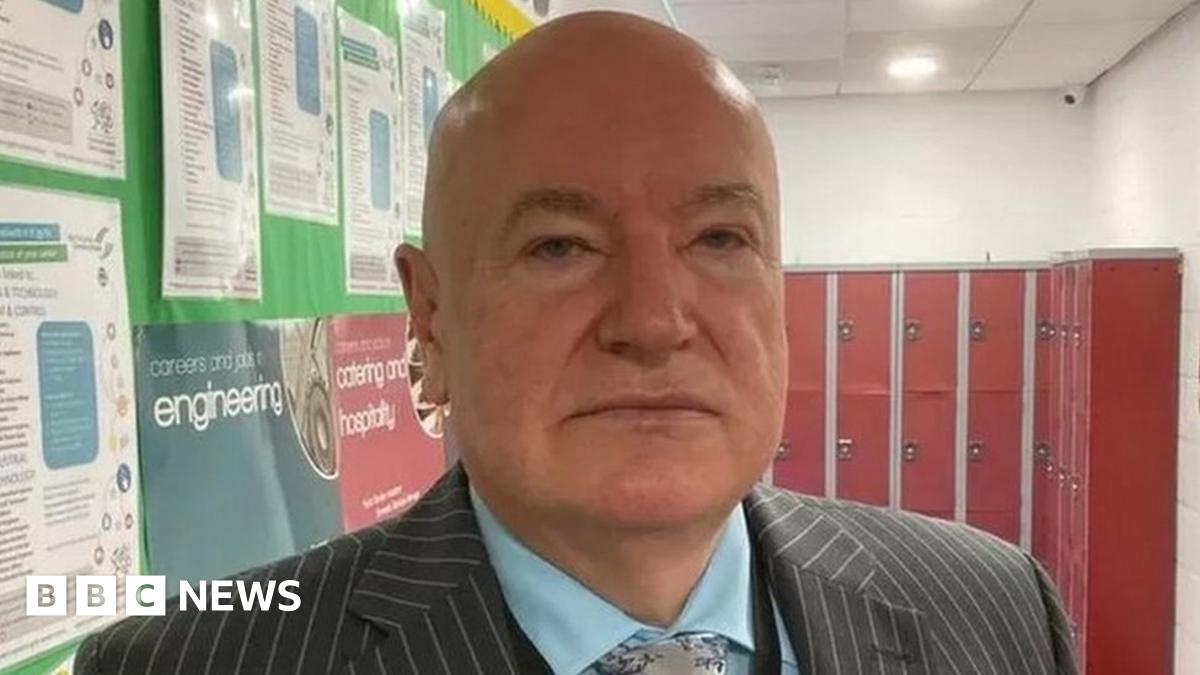 Neil Foden: Head teacher took girl on sex trips, hears court - BBC News