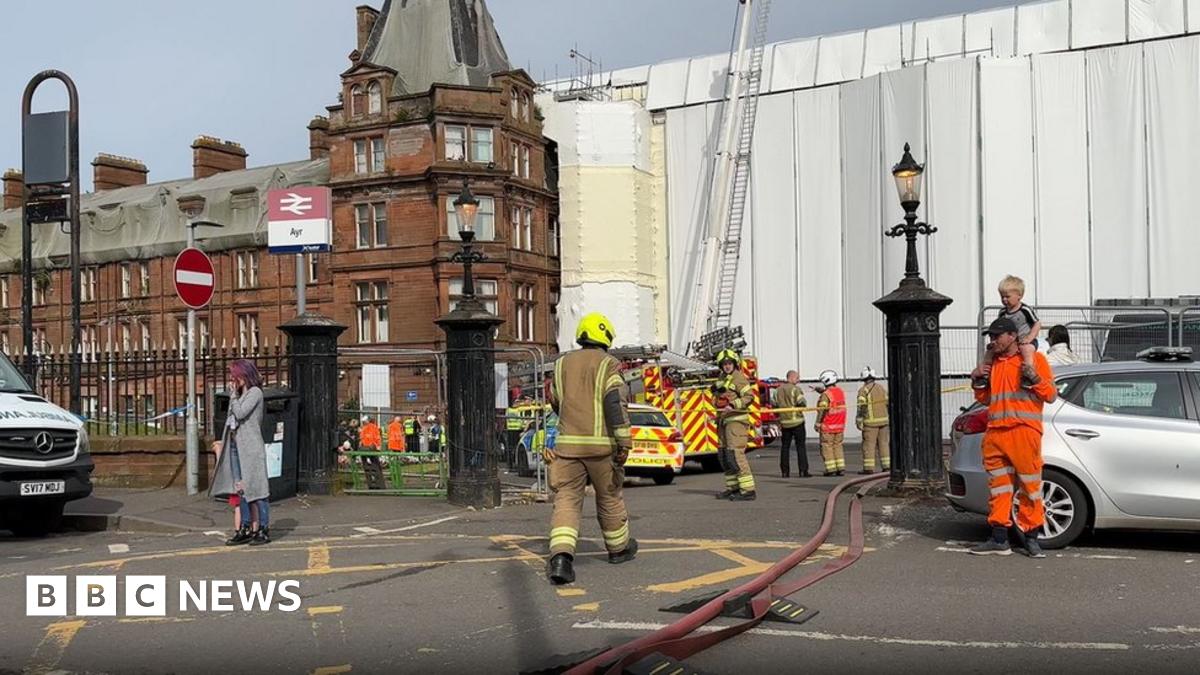 Fire at Ayr Station Hotel prompts evacuation and rail disruption - BBC News