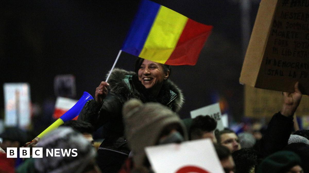 Romania to withdraw corruption decree after mass protests - BBC News