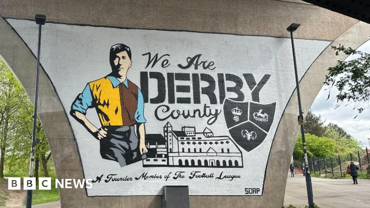 Derby County: Artist paints mural in one day - BBC News