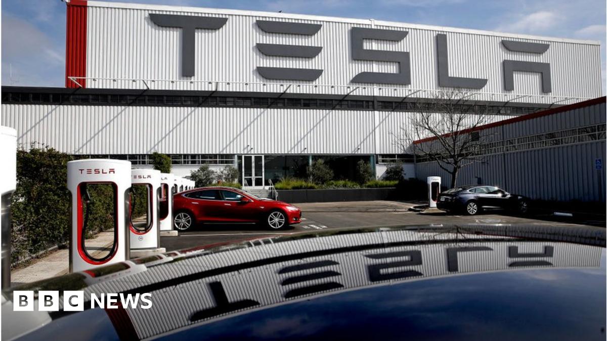 Tesla must pay $137m to racially harassed former worker - BBC News