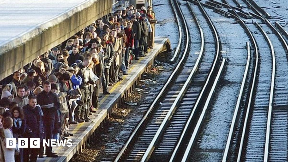 Why do crew shortages cause one in 10 train delays? - BBC News