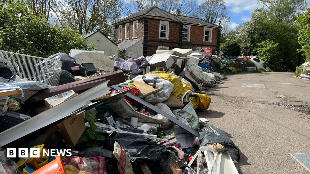 Fly-tipping at old Felsted station is dubbed an 'abhorrent mess' - BBC News