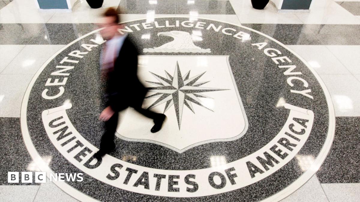 Ex-CIA officer Jerry Chun Shing Lee held 'for spying for China' - BBC News