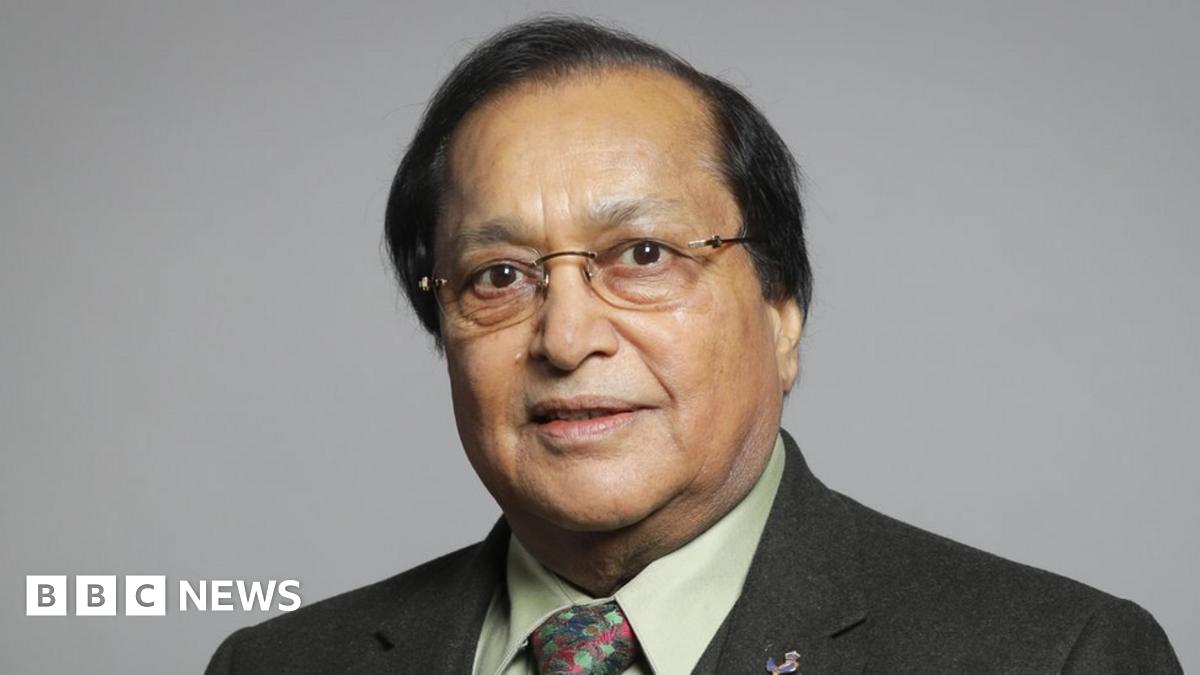 Tory peer Lord Ranger bullied journalist, watchdog finds - BBC News