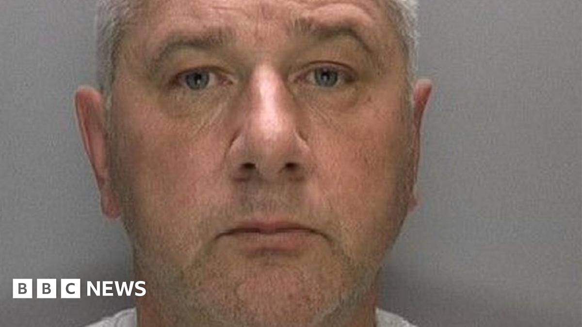 Kent Police officer jailed for rape and stalking - BBC News