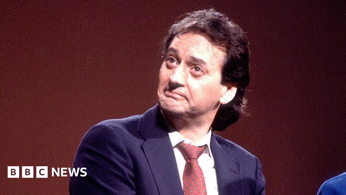 Actor and comedian Joe Flaherty dead at 82 - BBC News