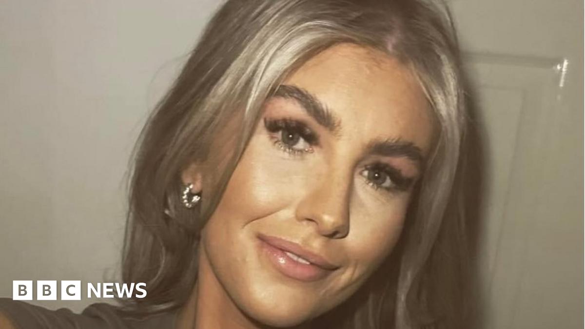 Merthyr Tydfil: Man charged after crash death of woman, 25 - BBC News