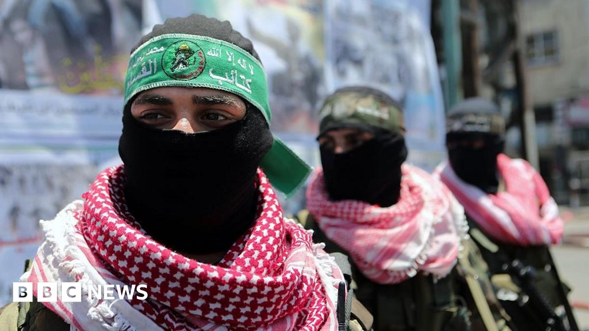 New Hamas policy document 'aims to soften image' - BBC News New Hamas policy document 'aims to soften image' - BBC News