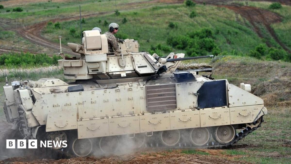 US announces new tank and artillery deployment in Europe - BBC News
