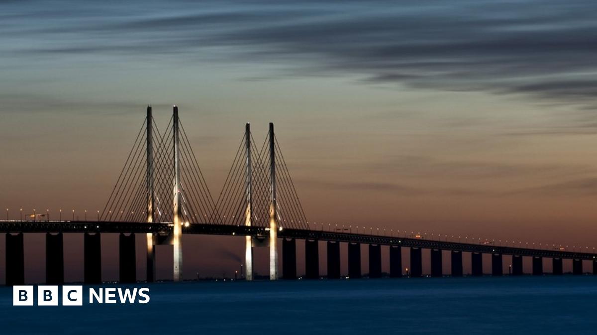 The real story of the Bridge - BBC News