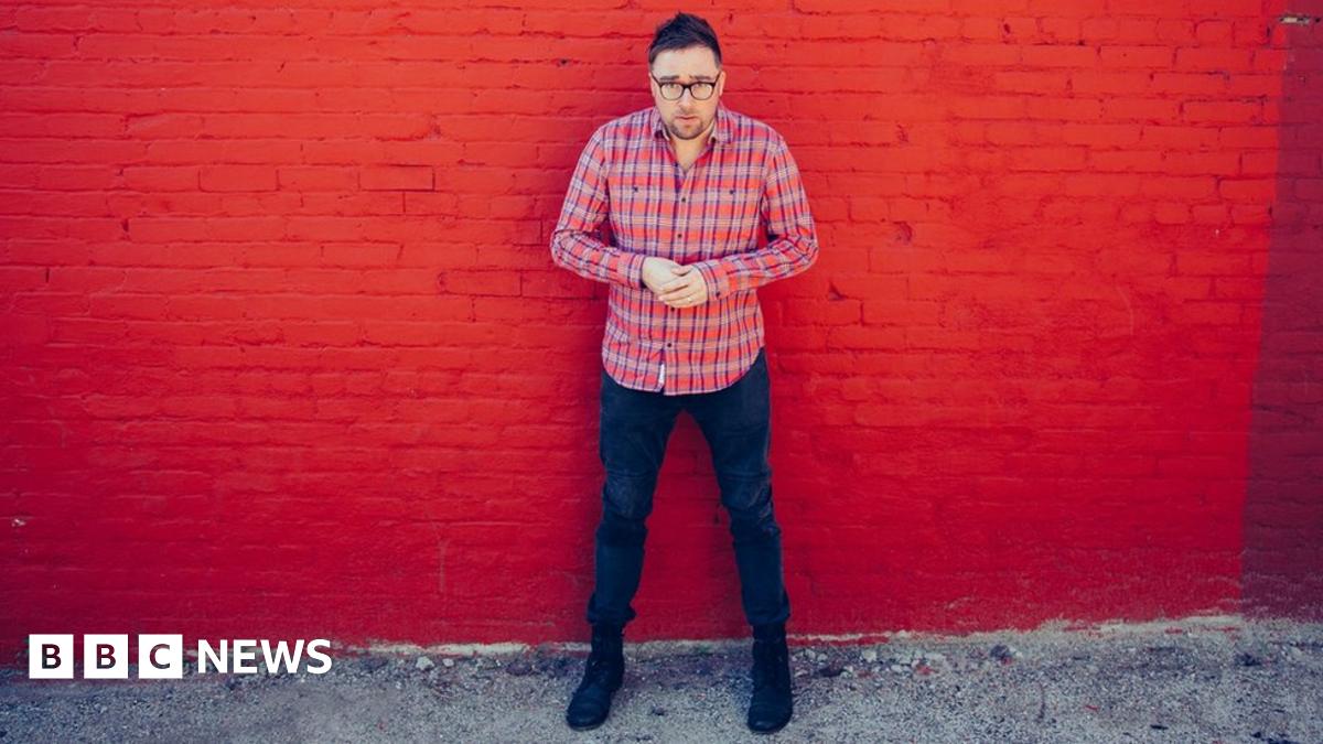 Dandy new Dundee ambassador role for Danny Wallace - BBC News