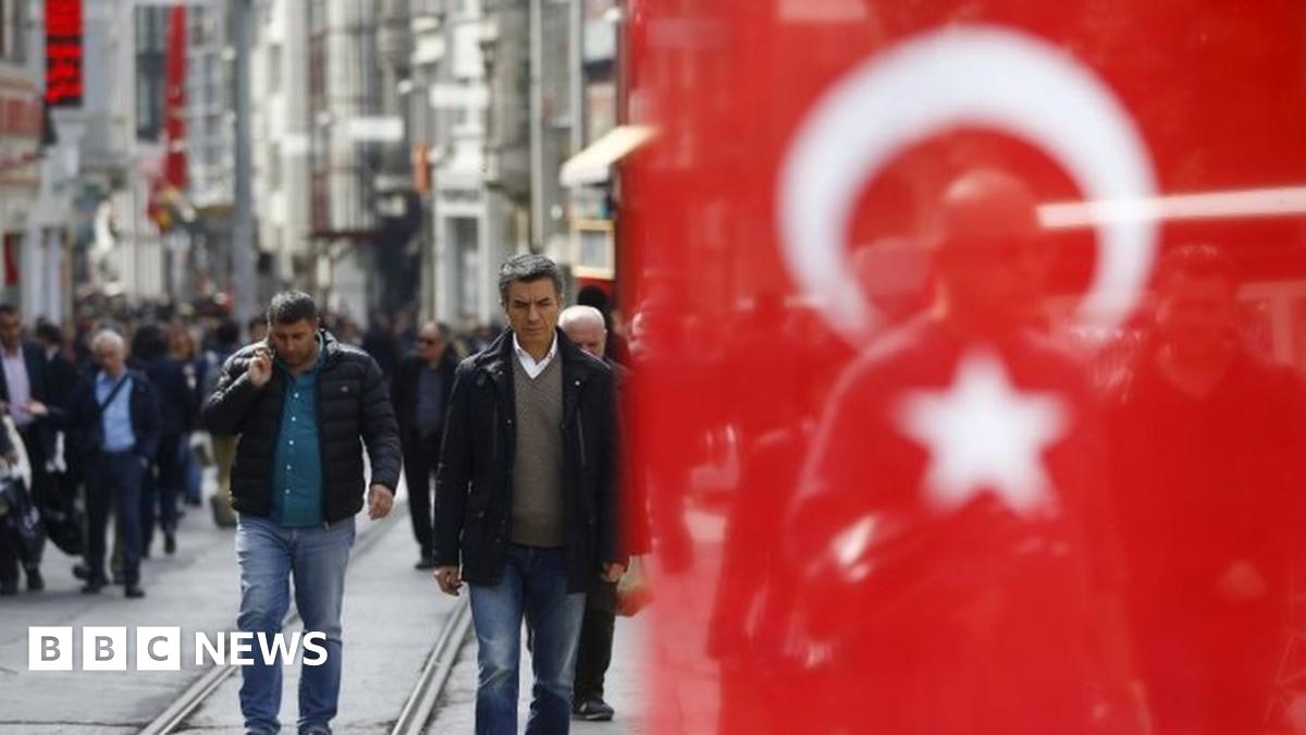 EU tensions as Turkey set to get visa waiver - BBC News