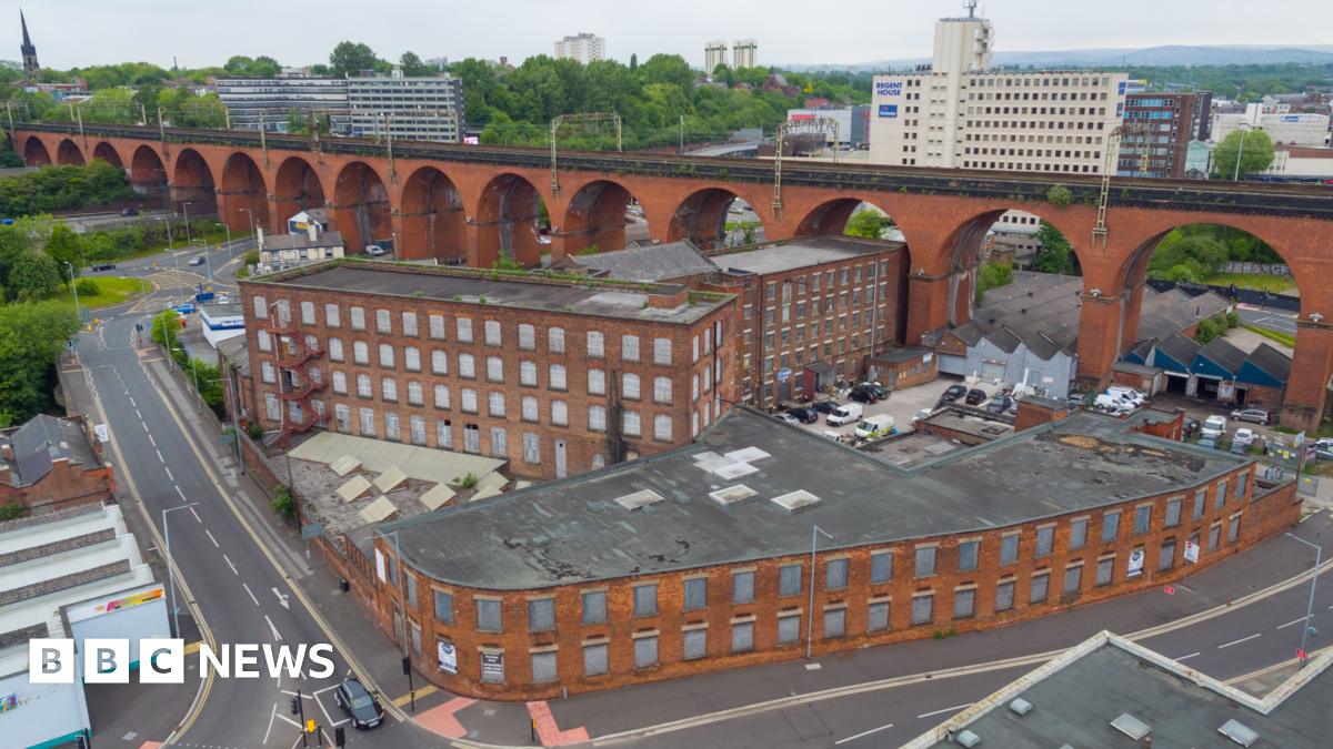 Is greenbelt at more risk from move to protect it? - BBC News