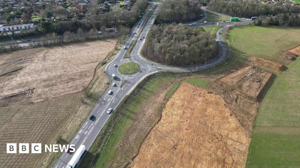 Work begins on A1 to A47 dual carriageway near Peterborough - BBC News