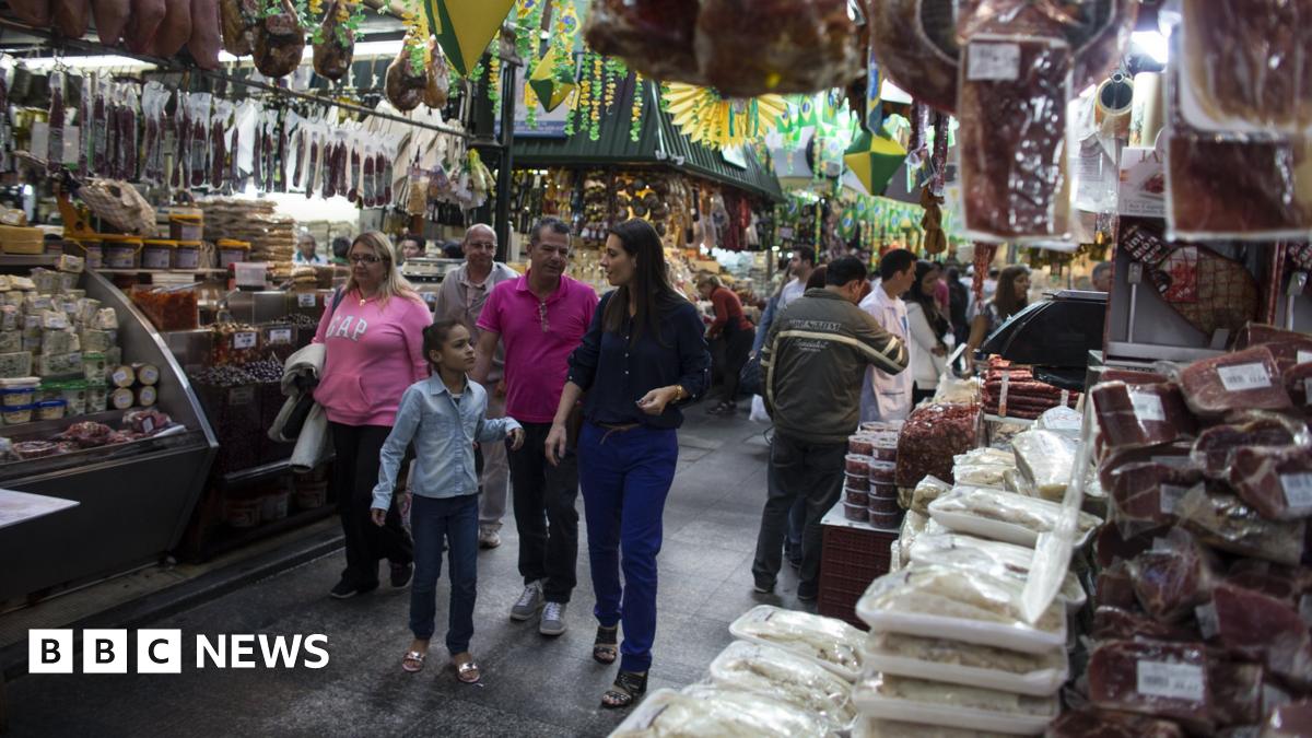 Brazil inflation rate hits 12-year high - BBC News