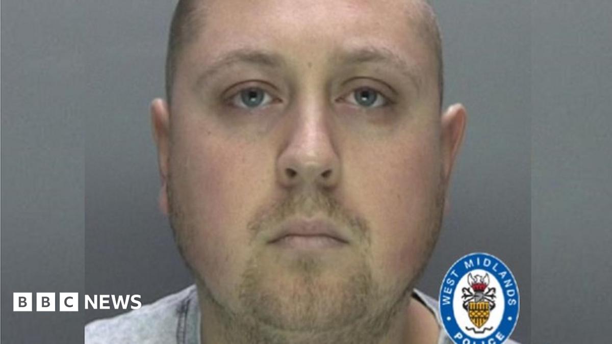 Tipton man who posed as child abuser online jailed - BBC News