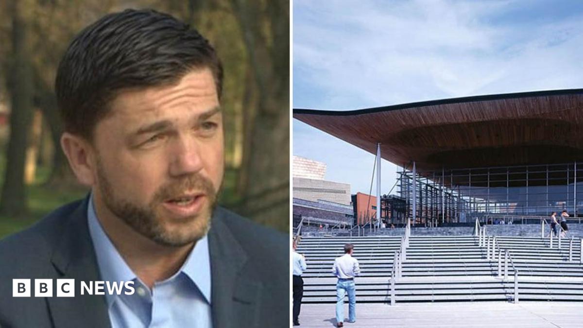 Wales Bill needs significant changes, Stephen Crabb says - BBC News