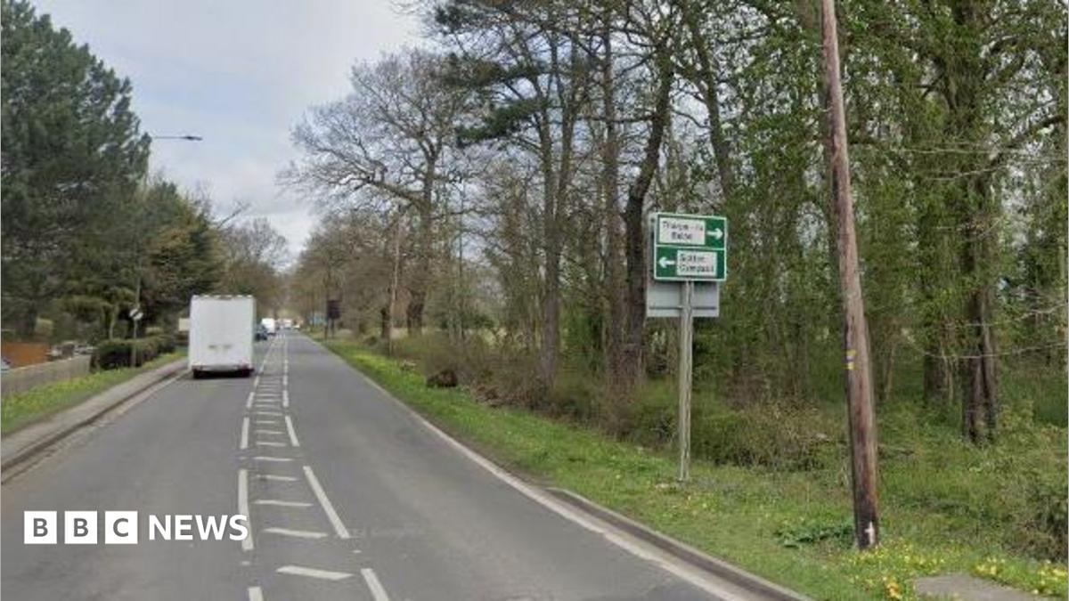 Witness appeal over motorcyclist's crash death in Doncaster - BBC News