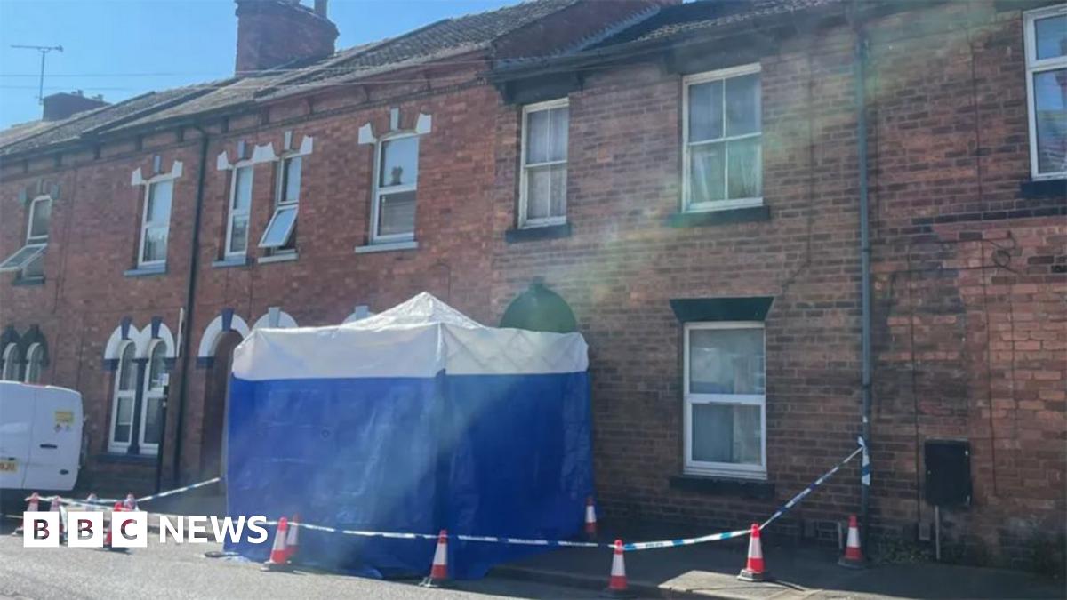 Lincoln: Owen Blades pleads not guilty to murder of John Connolly - BBC ...