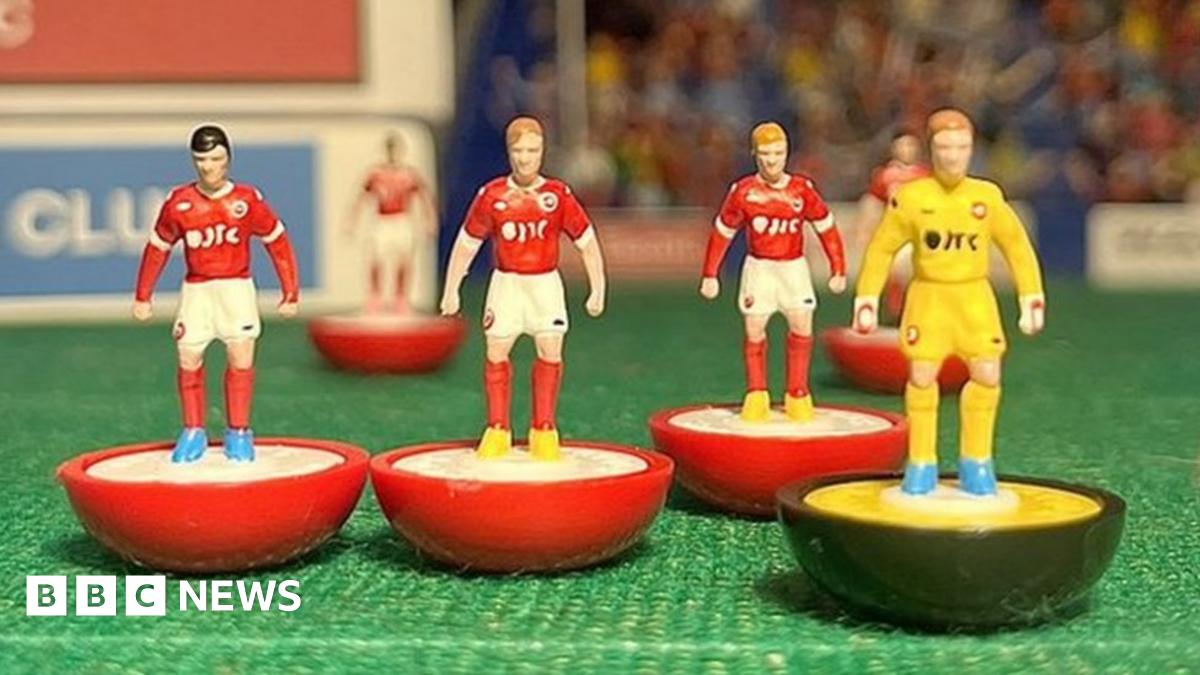 Jersey Bulls: Lockdown hobby inspires unique Subbuteo set - BBC News
