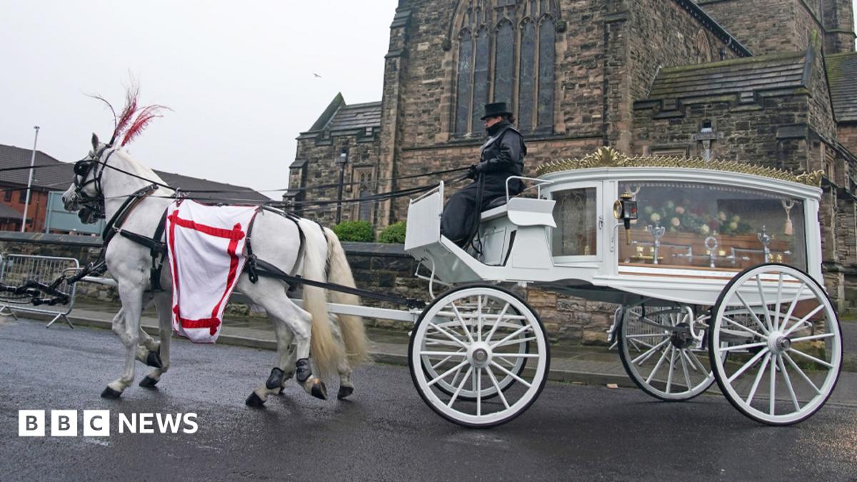 Elle Edwards: Shooting victim's family urge people to live with hope ...