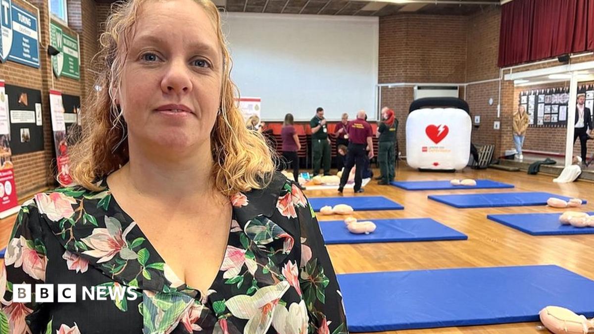 Flamborough Head: Mum who collapsed on cliff searches for lifesavers ...