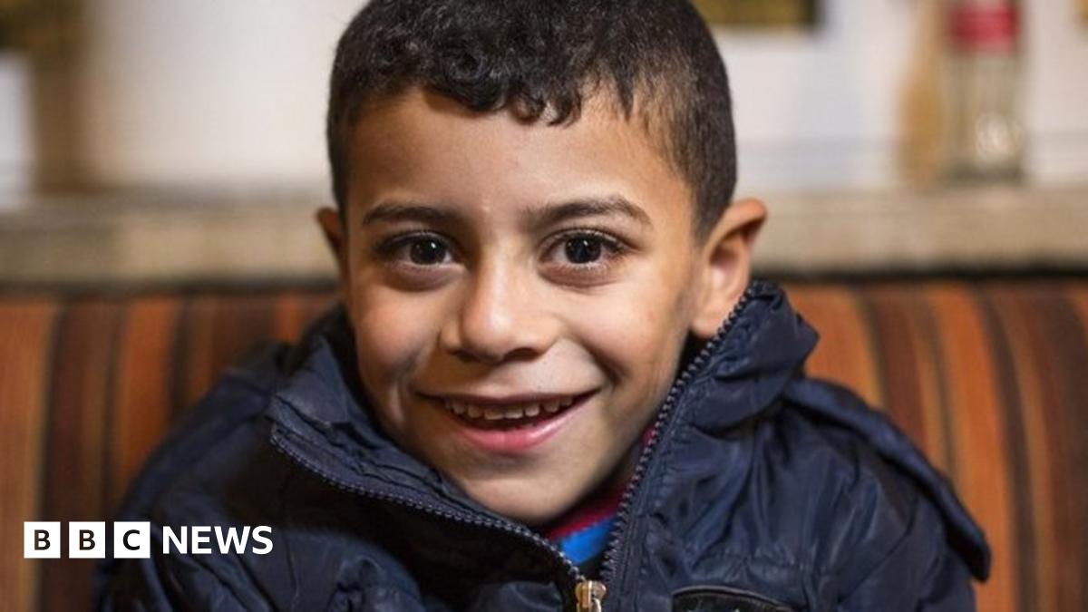 How we found Azam - the 'lost' Syrian refugee boy - BBC News