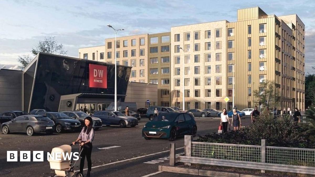 UWE Bristol: Nine-storey block of student flats approved - BBC News