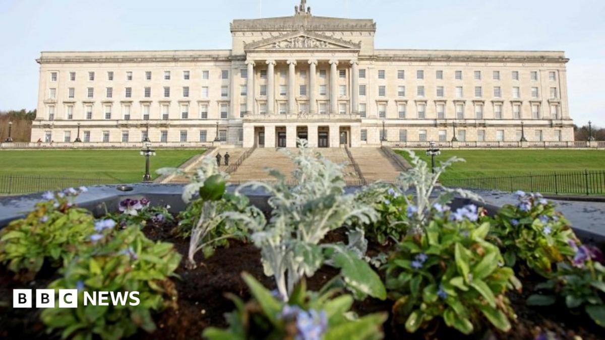 Who is running Northern Ireland? - BBC News