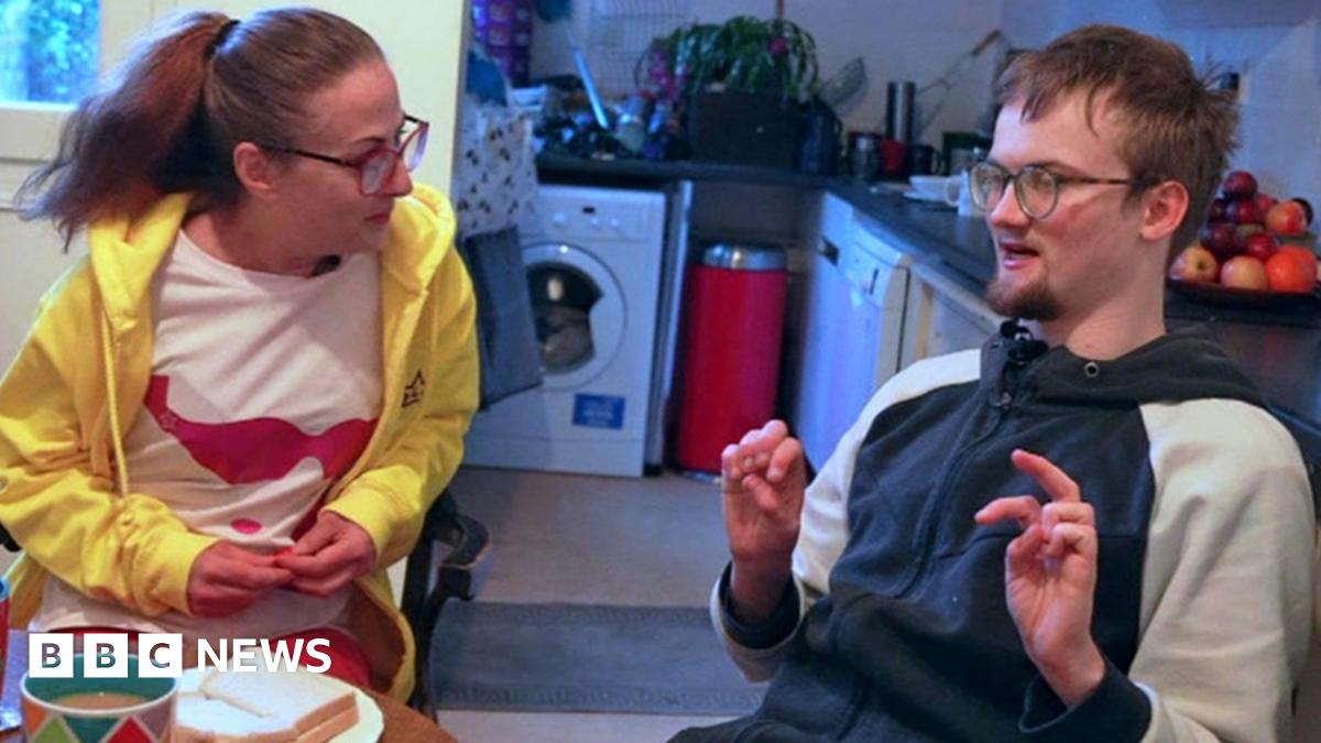 Mesh and sodium valproate scandal victims need payouts soon, report ...