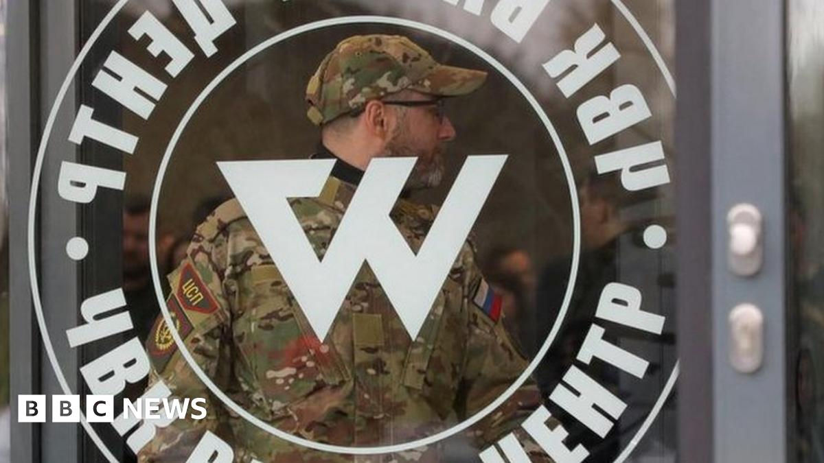 Russia-supporting Wagner Group mercenary numbers soar - BBC News