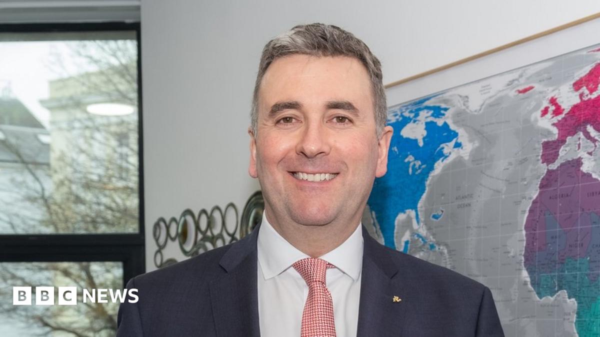 Tim Johnston: MHK becomes fifth enterprise minister in 16 months - BBC News