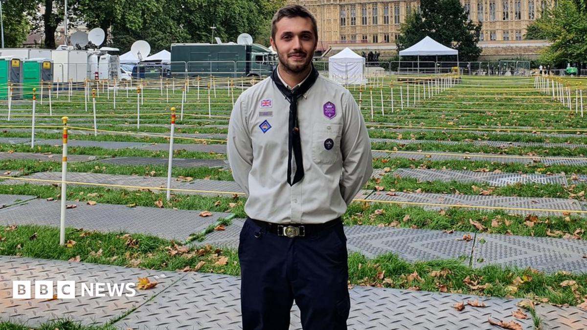 Queen's lying in state: Barrow scout's 'absolute honour to serve the ...