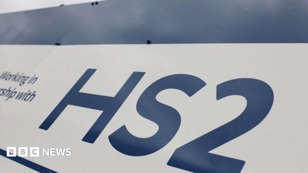 HS2: Rotherham residents' lives 'blighted' by HS2 restrictions - BBC News