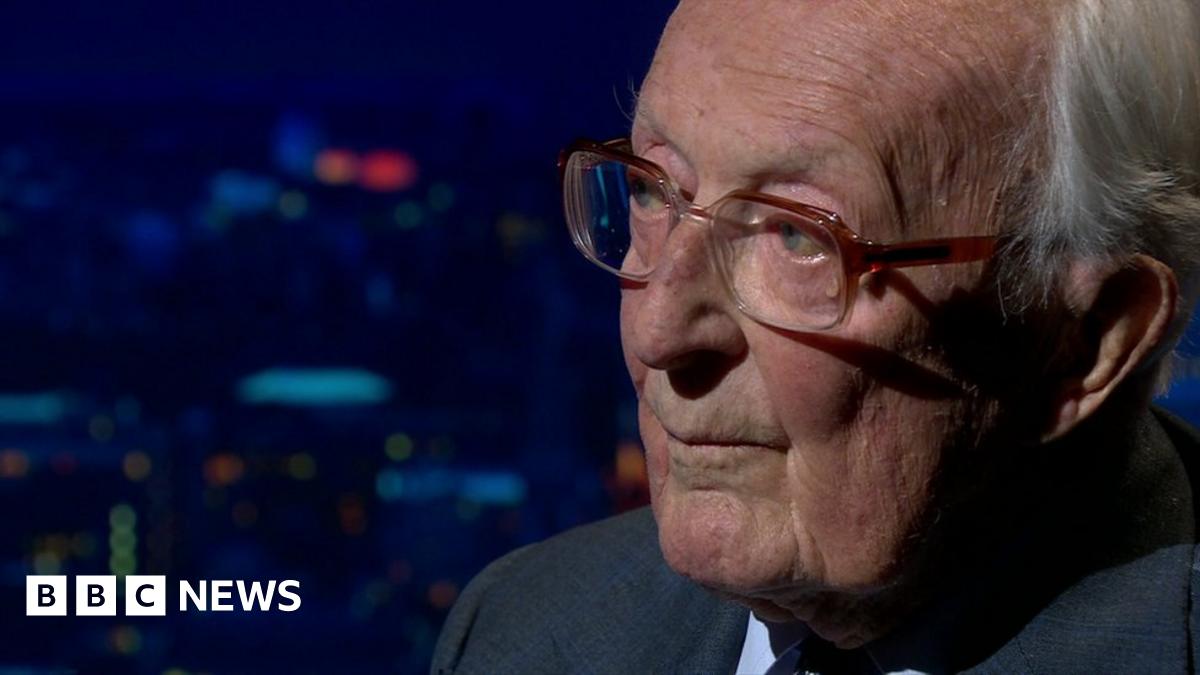 House of Lords far too big, says Lord Carrington - BBC News