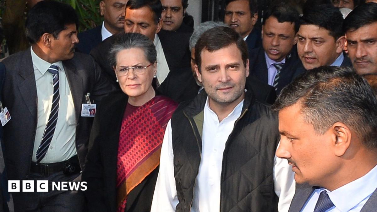 India's Gandhis bailed over National Herald case - BBC News