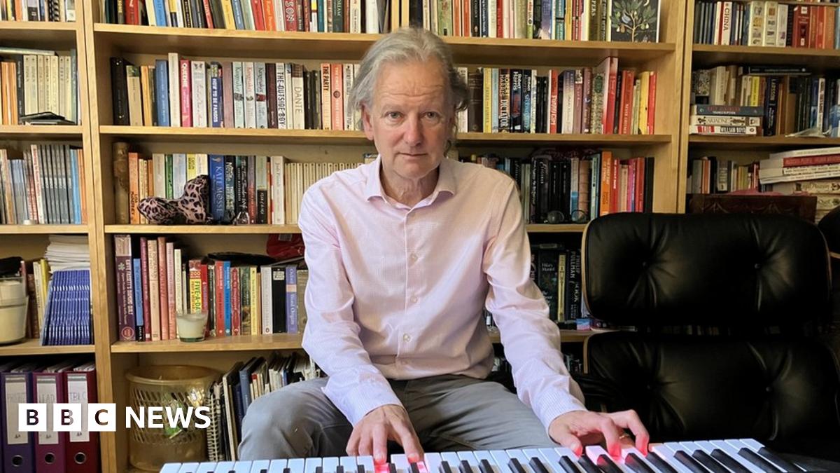 Wiltshire dad writes opera to process son's suicide - BBC News