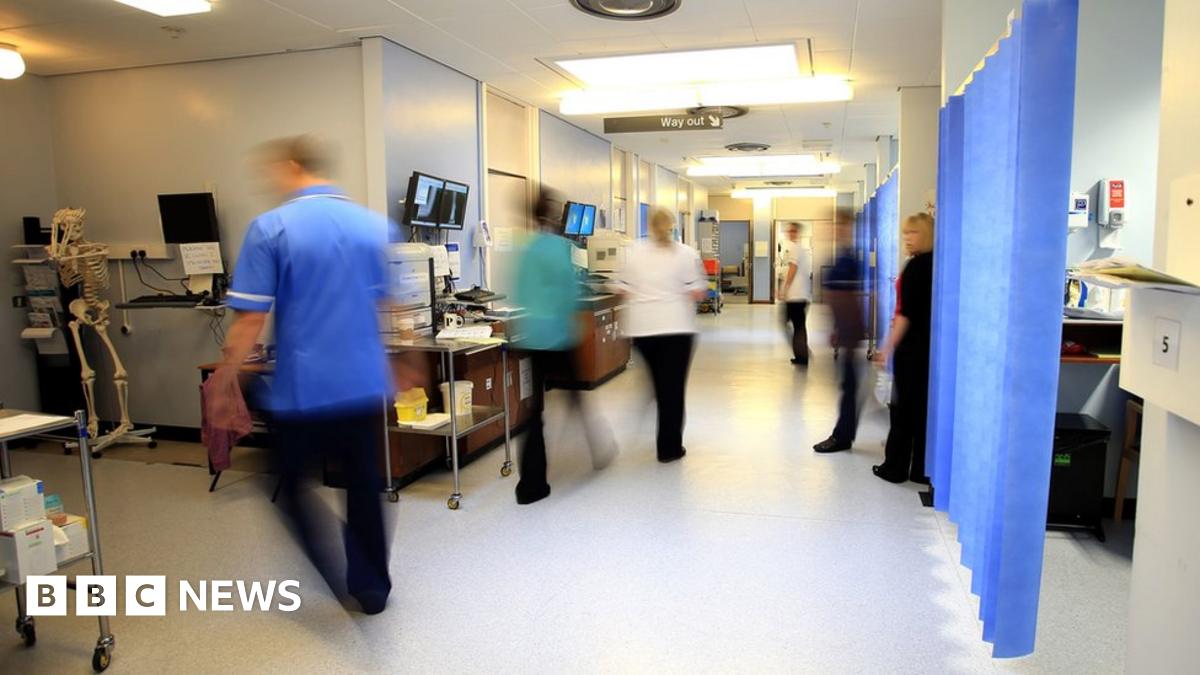 Royal Liverpool Hospital: New A&E overcrowded and chaotic, medics say ...