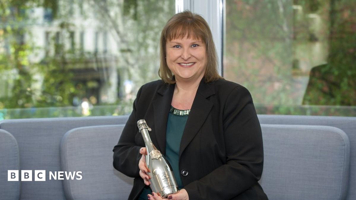 Alison Brittain named Veuve Clicquot Business Woman of 2017 - BBC News