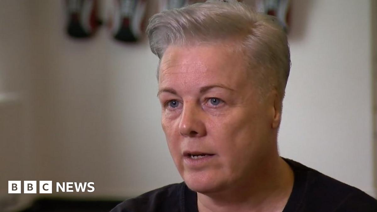 Liverpool jiu-jitsu ace overcame fire trauma to change lives - BBC News